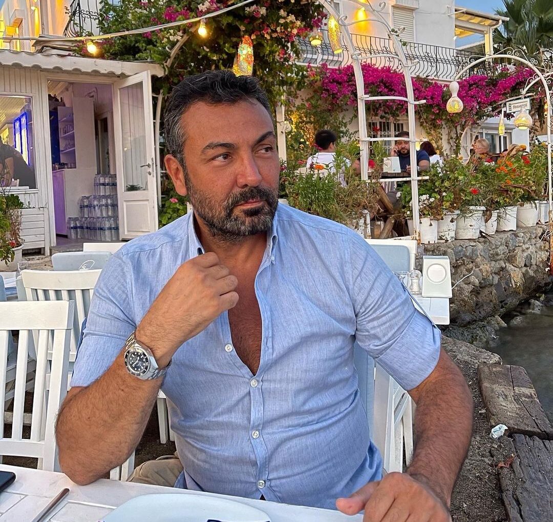 Saruhan Hünel Kimdir? - Kivi Tadında