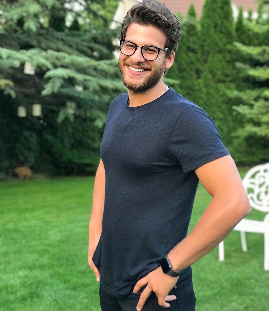 Mustafa Mert Koç Kimdir? - Kivi Tadında